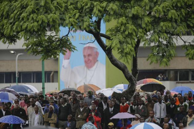 Pope says Christian-Muslim dialogue 'essential' for peace | The Peninsula Qatar