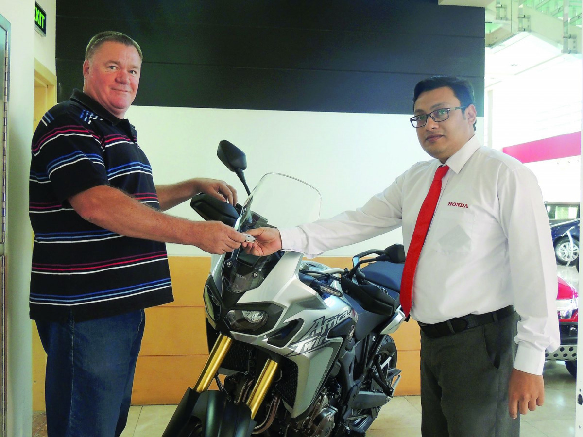 Domasco delivers ‘Honda Africa Twin’ motorbikes | The Peninsula Qatar