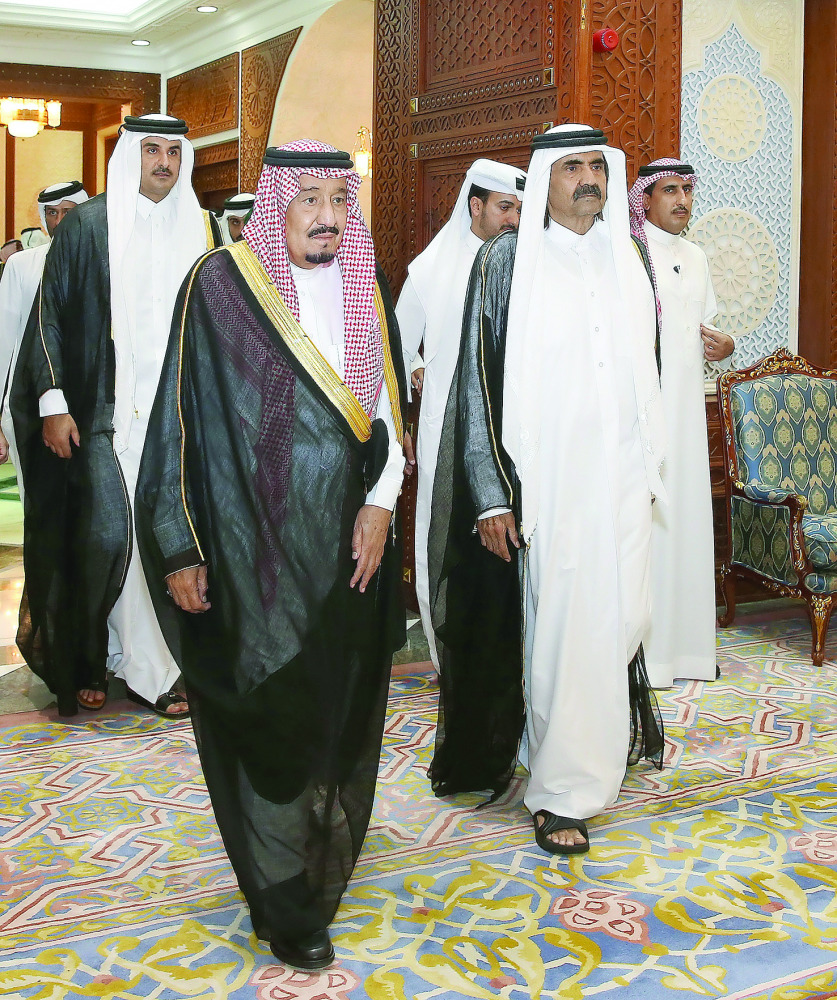 Emir and Father Emir receive condolences from Saudi King and Bahrain ...