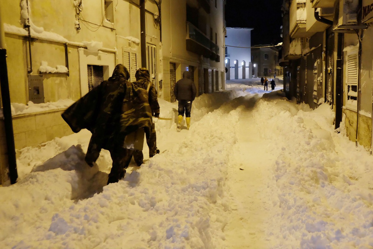 Reeling Italy hit by quake triple-punch | The Peninsula Qatar