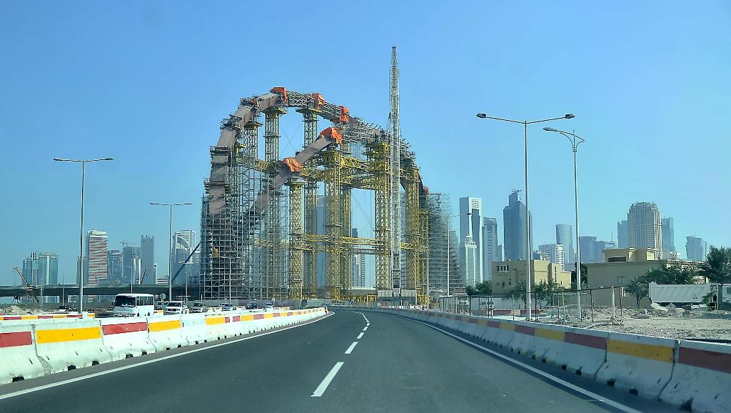 Al Wahda Arches taking shape at West Bay | The Peninsula Qatar