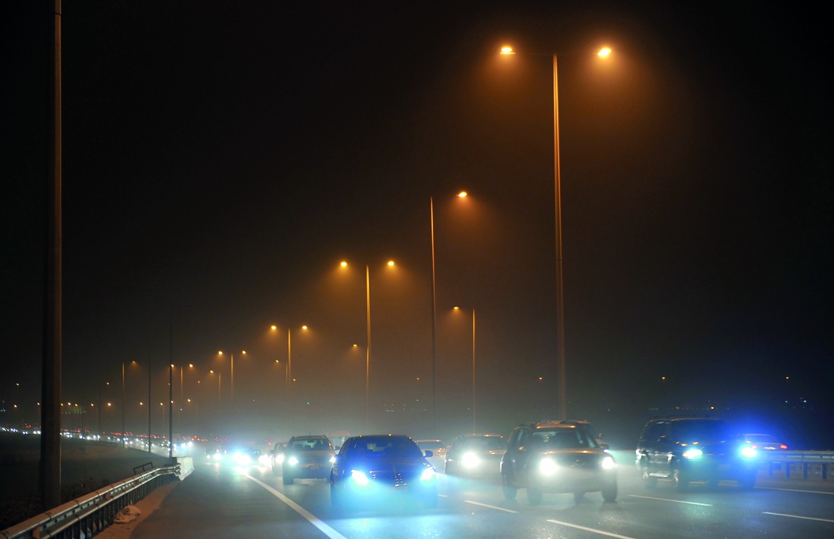 Sandstorm blankets Qatar; dusty weather forecast today | The Peninsula ...