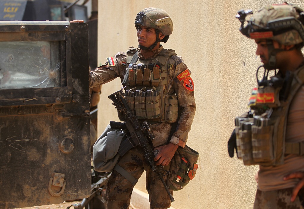 Iraqi forces close in on Islamic State's Mosul stronghold | The ...