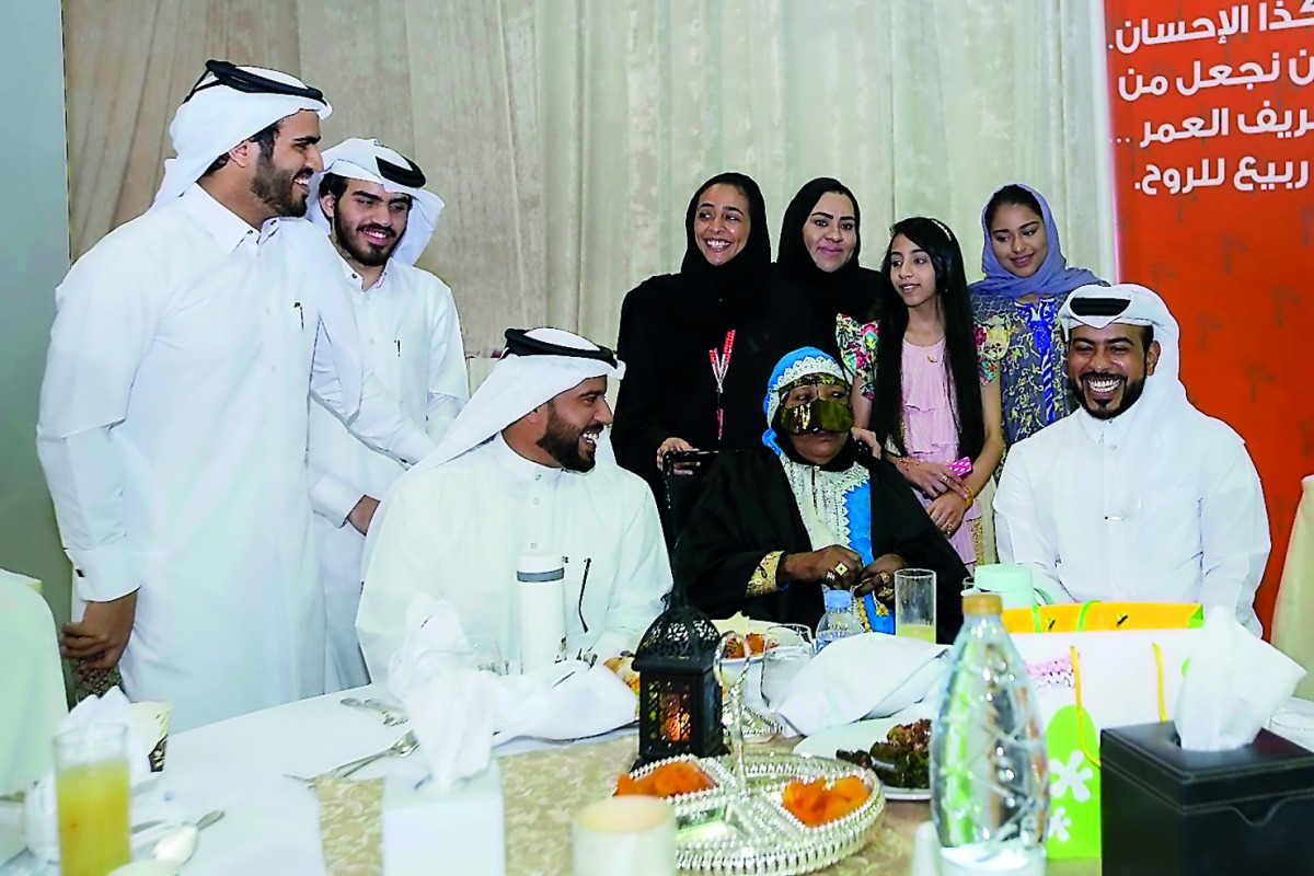 Ooredoo volunteers share Iftar at EHSAN | The Peninsula Qatar