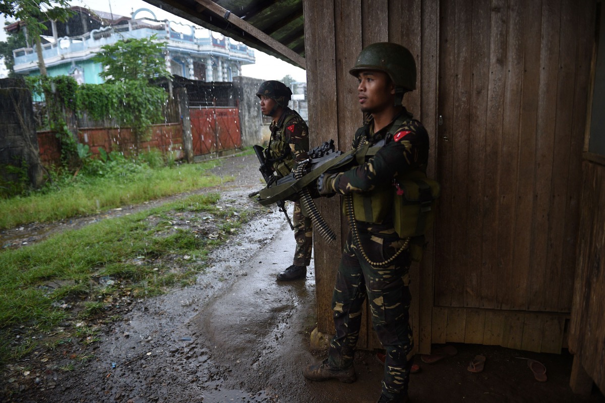 Philippine military launches new air raids in Islamist battle | The ...