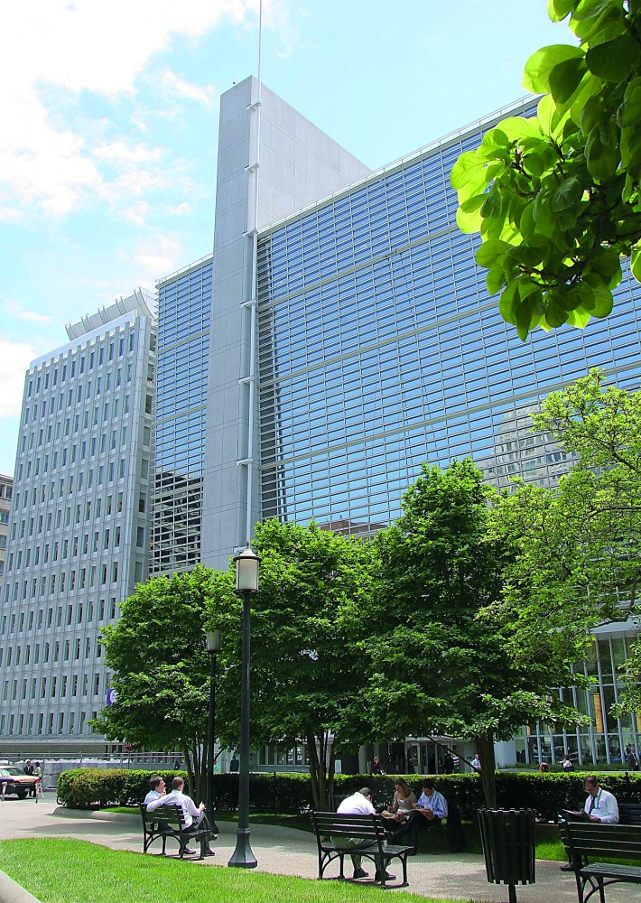 Global economy to improve in 2017: World Bank | The Peninsula Qatar