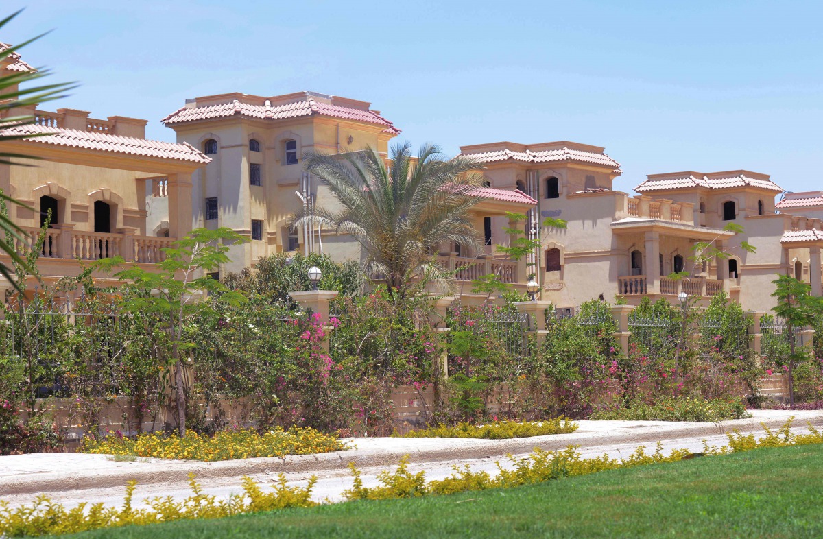 Gated compounds keep the rich away from Cairo's chaos | The Peninsula Qatar