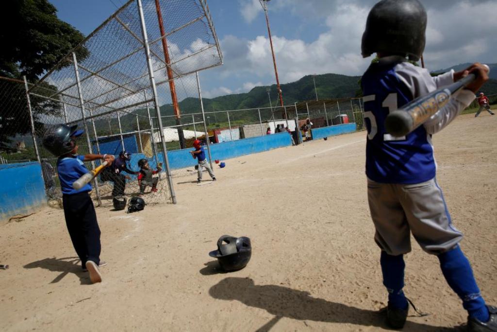 Government millions for baseball divides Venezuelans | The Peninsula Qatar