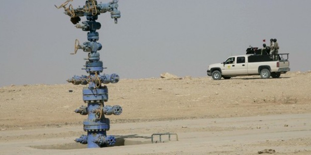 Iraqi forces capture Akkas gas field from Islamic State - minister ...