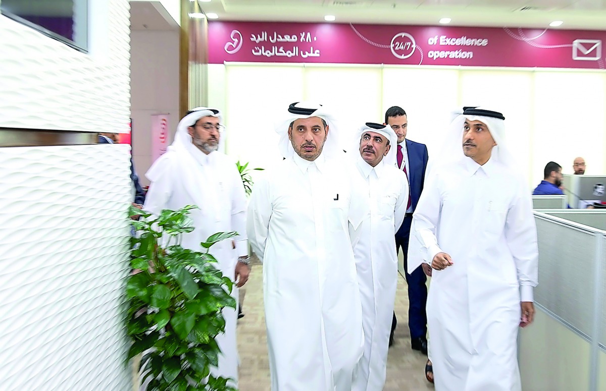 PM reviews projects at MoTC headquarters | The Peninsula Qatar