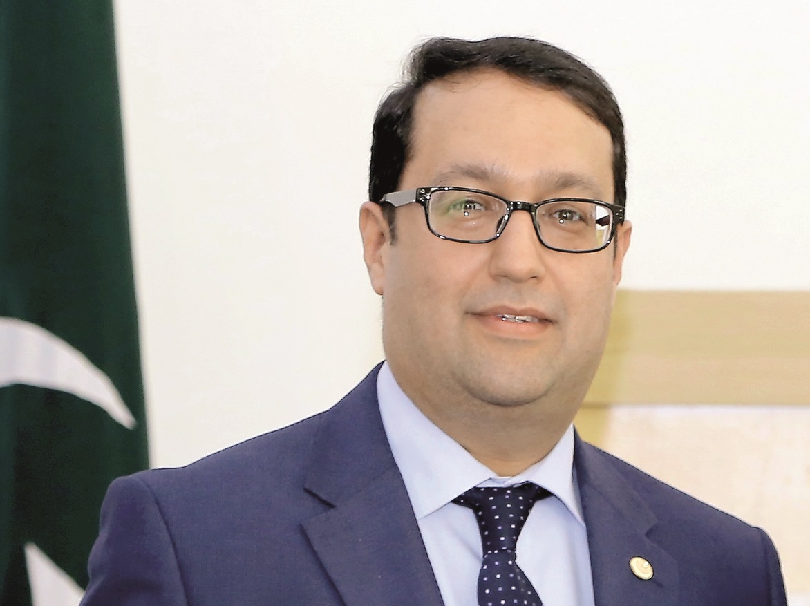 Decision granting overseas Pakistanis right to vote hailed | The ...