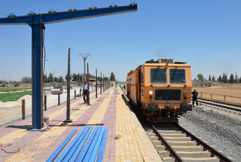 Light at the end of the tunnel for Syria's war-ravaged railways | The ...
