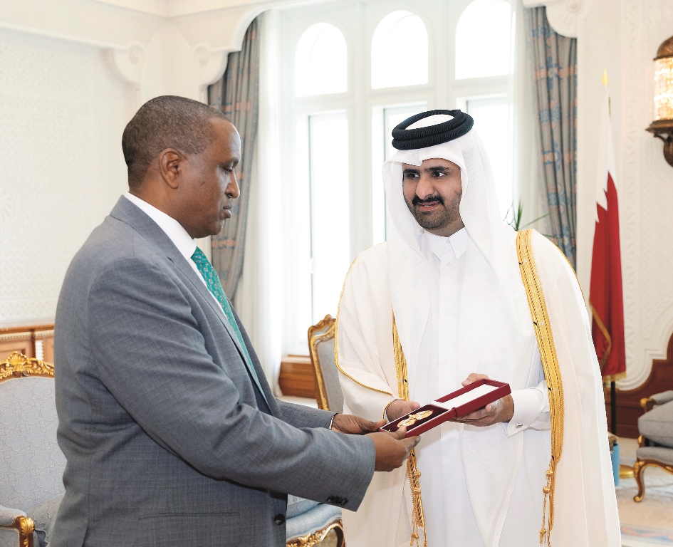 Deputy Amir grants outgoing Kenyan envoy Decoration of Al Wajbah | The ...