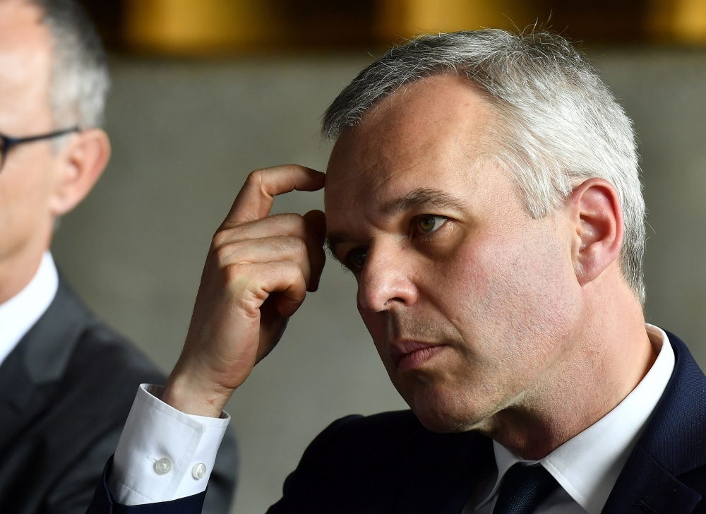 French energy minister stays on despite lobster scandal | The Peninsula ...