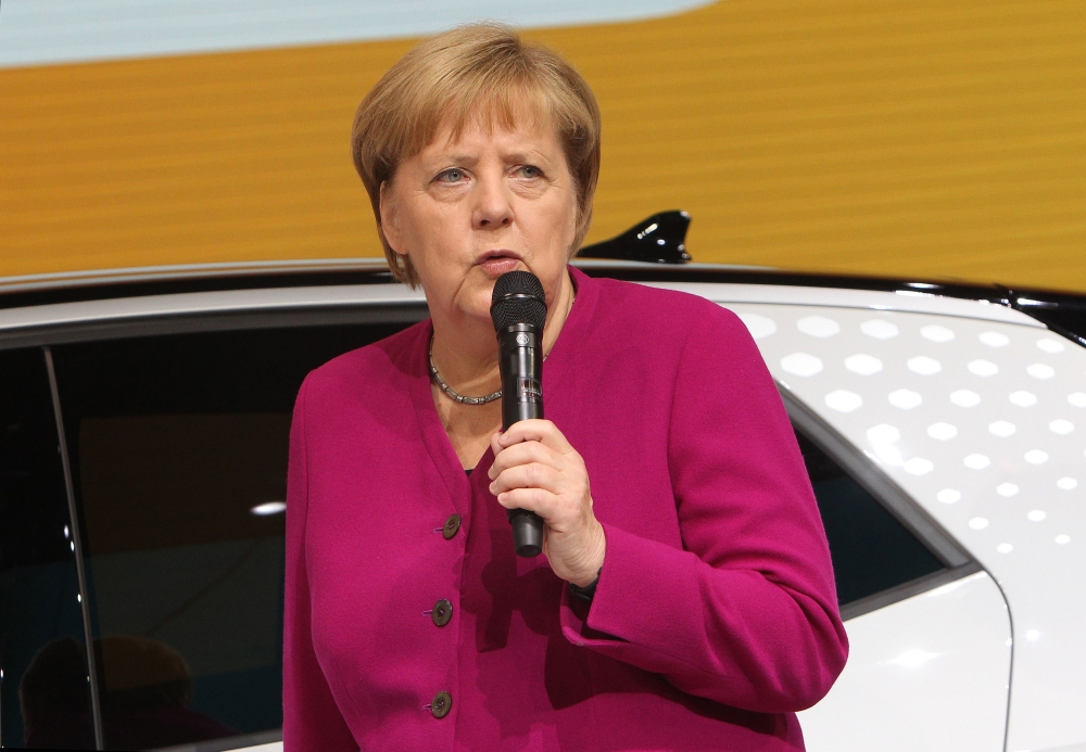 Merkel says can't shield car industry from 'revolutions' | The ...