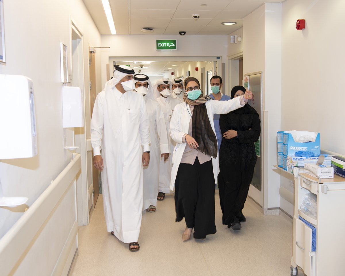 Prime Minister Visits HMC Communicable Disease Center | The Peninsula Qatar