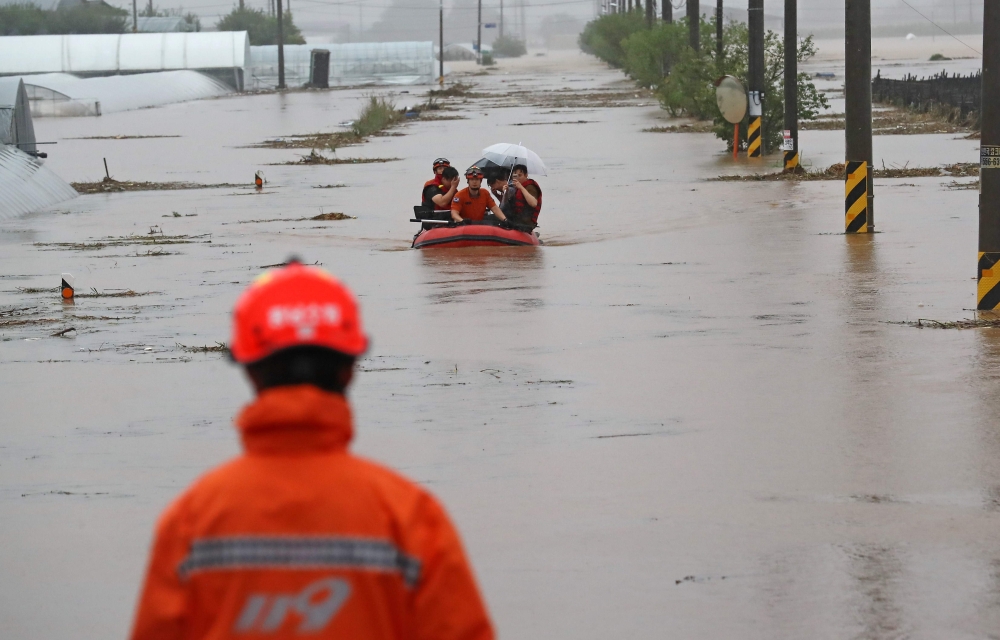South Korea floods, landslides kill 14 | The Peninsula Qatar