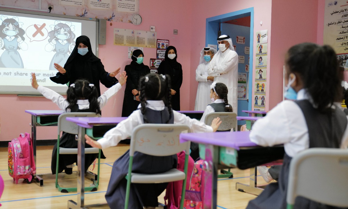 Prime Minister visits several state schools | The Peninsula Qatar