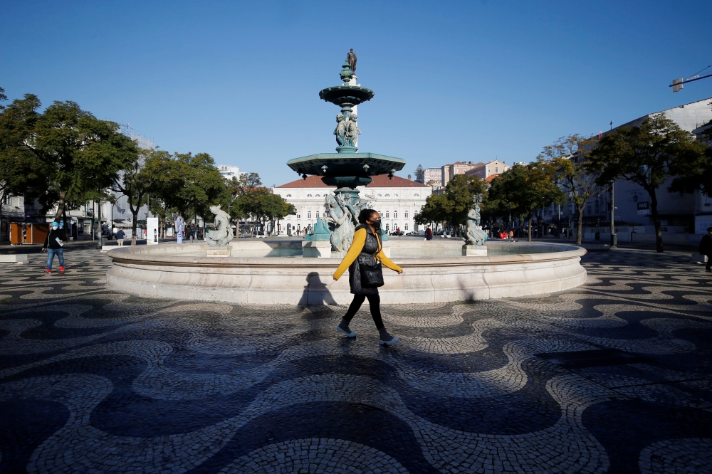 Schools open, businesses closed as Portugal enters new lockdown | The ...