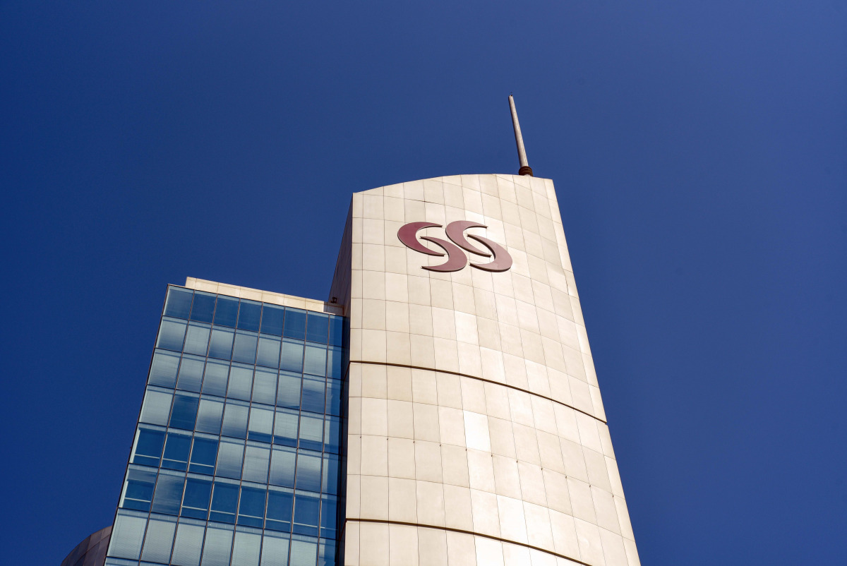 Commercial Bank enables payment through wearables | The Peninsula Qatar