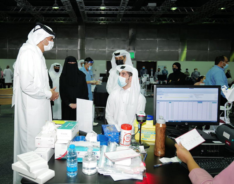 Prime Minister visits temporary Covid-19 vaccination centre | The ...