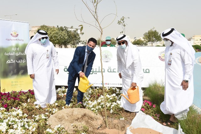 Envoys join ‘Plant Million Tree’ initiative | The Peninsula Qatar