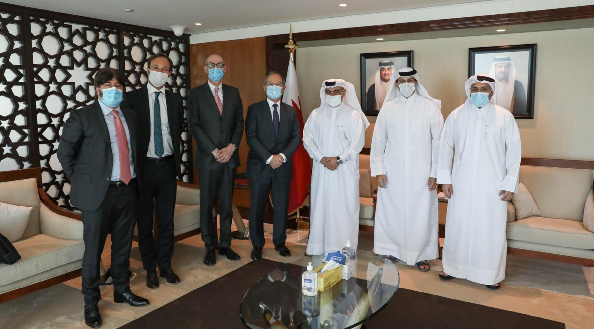 Minister meets Société Générale representatives | The Peninsula Qatar