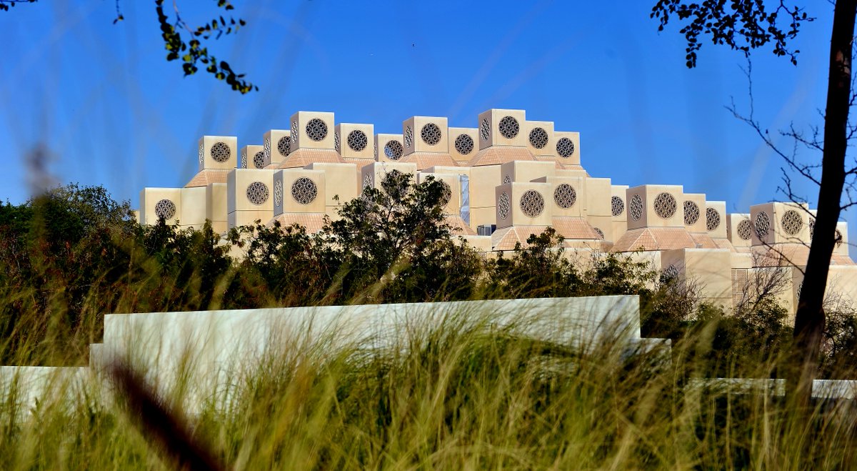 QU announces dates for graduation ceremonies for Class of 2020 female ...