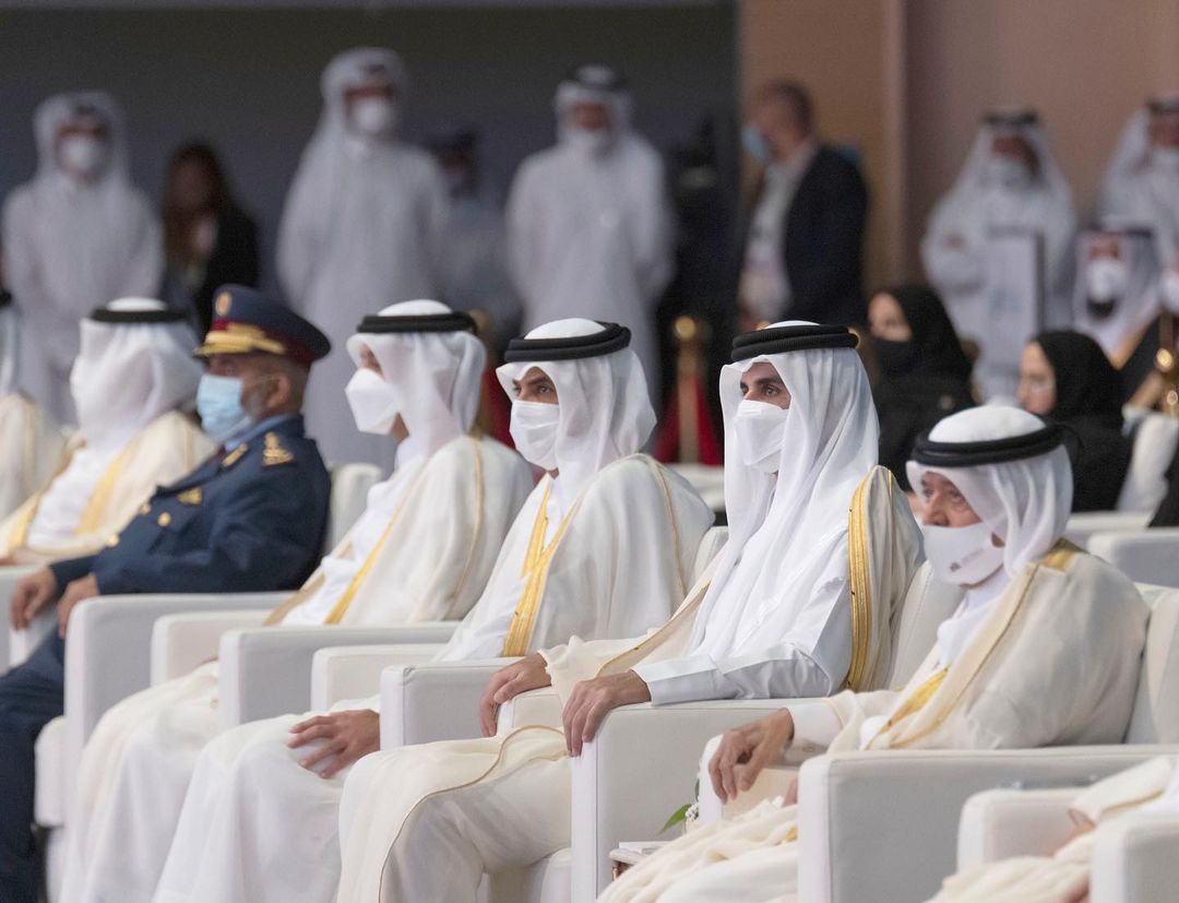 Amir patronises graduation ceremony of Qatar University students | The ...