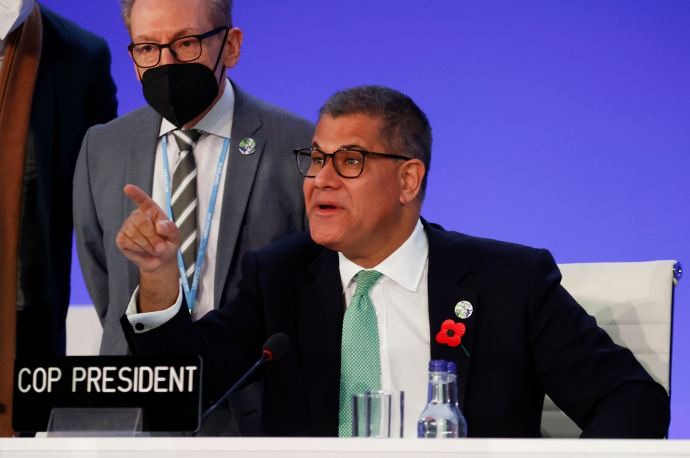 Glasgow climate negotiators unveil new draft deal | The Peninsula Qatar