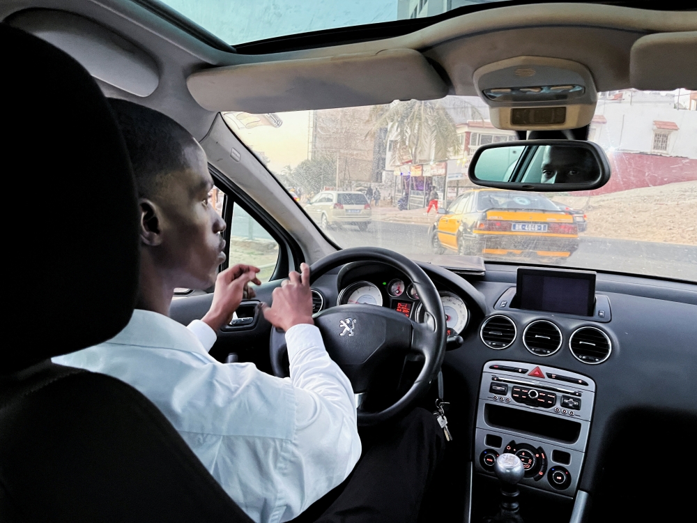 French ride-hailing app aims to reinvent taxis experience in Senegal ...