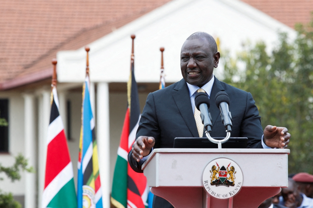 Ruto sworn in as Kenya's fifth president | The Peninsula Qatar