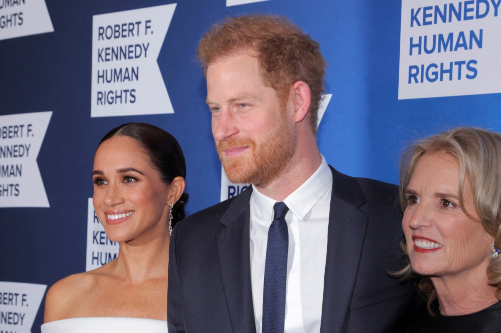 Prince Harry implies royals lied to protect his brother in latest ...
