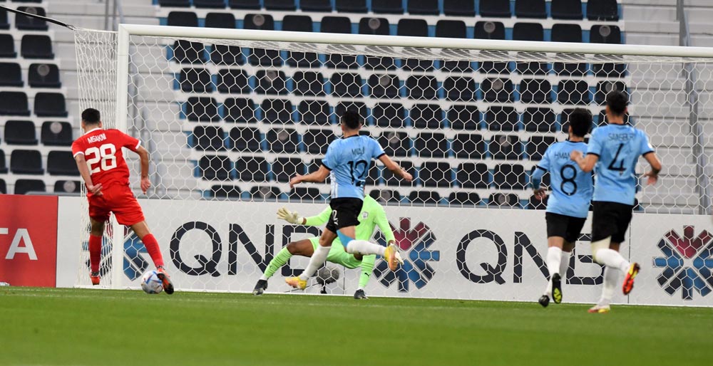 Msakni stars as Al Arabi inflict first defeat of season on Al Wakrah ...