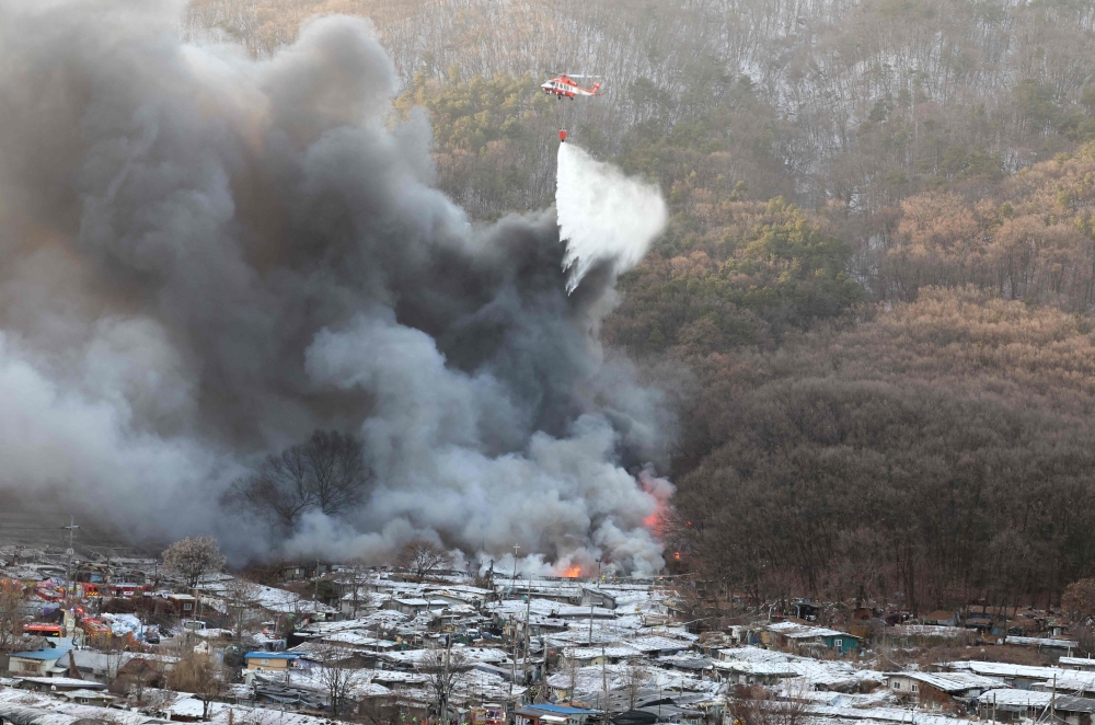 Hundreds evacuated as blaze erupts in slum next to Seoul's posh Gangnam ...