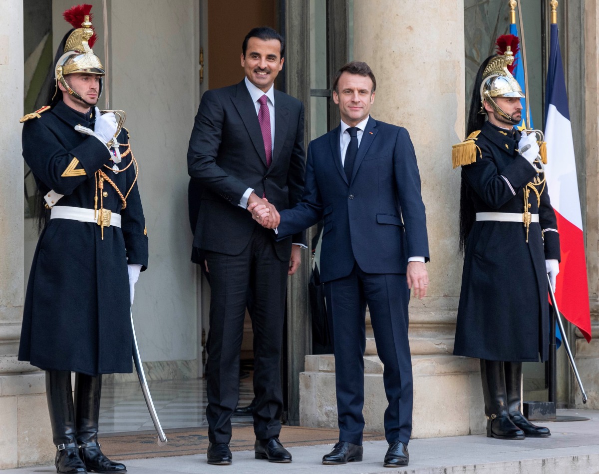 Amir and French president hold bilateral meeting | The Peninsula Qatar