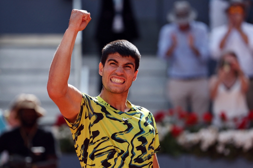'I'm a bull': Alcaraz marks 20th birthday by reaching Madrid final ...