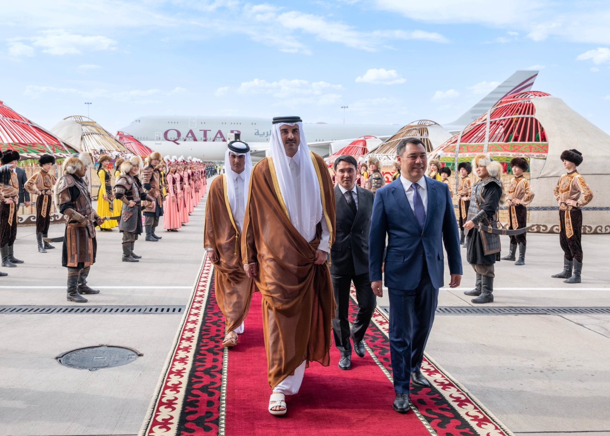 Amir arrives in Bishkek | The Peninsula Qatar
