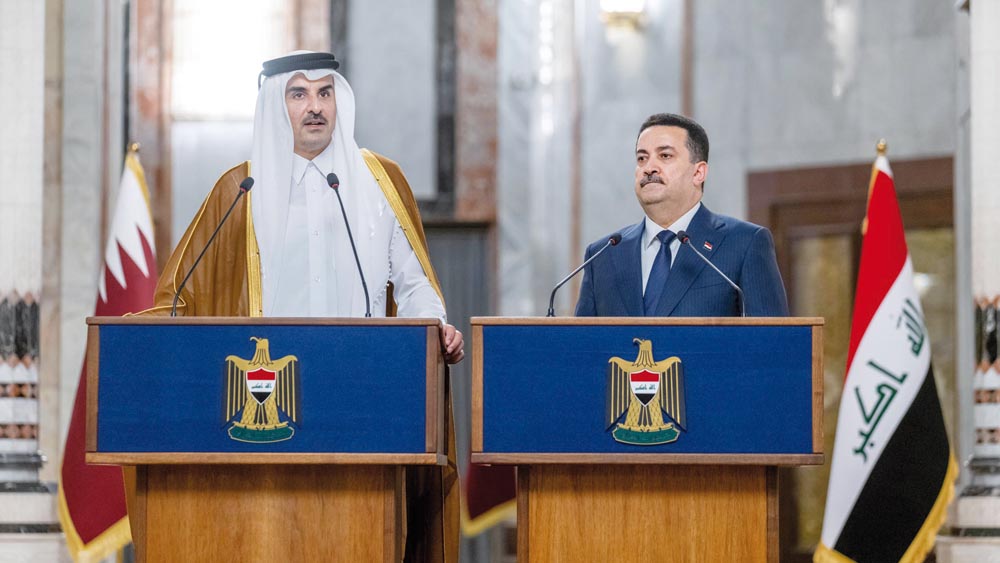 Amir visits Baghdad; Qatar to invest $5bn in Iraq | The Peninsula Qatar