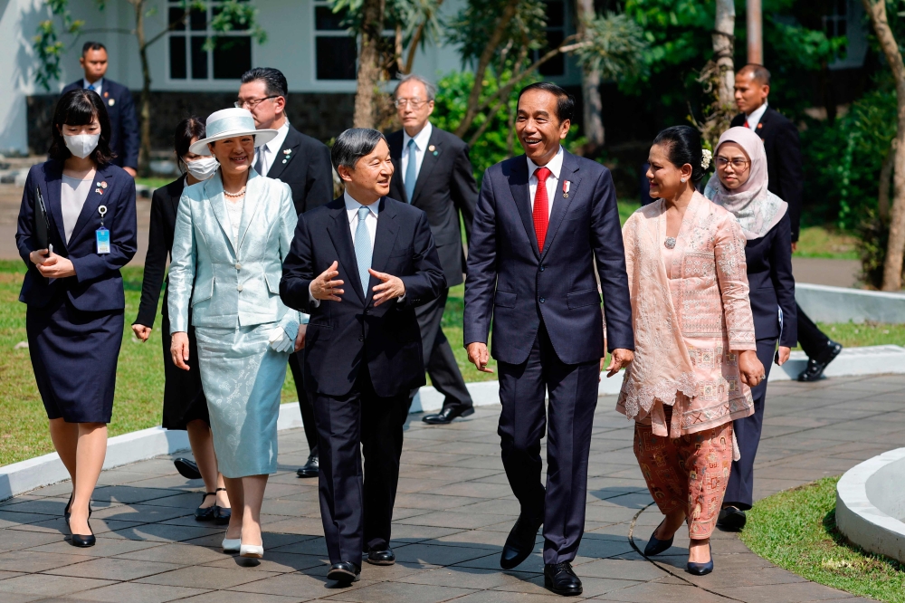 Japan's emperor meets with Indonesian president on his first official ...