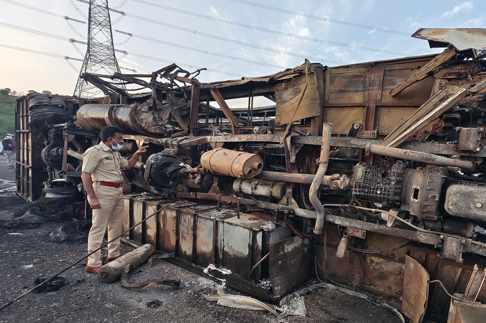 25 dead, several injured after bus crashes and catches fire in India ...