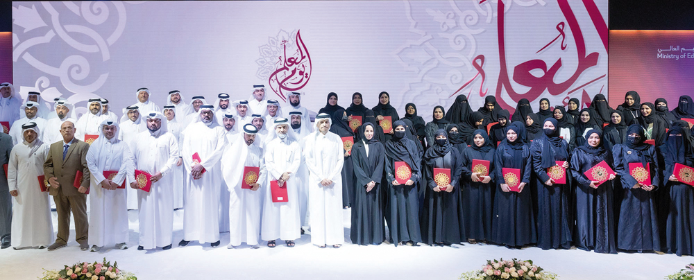 PM honours 103 long-serving teachers | The Peninsula Qatar
