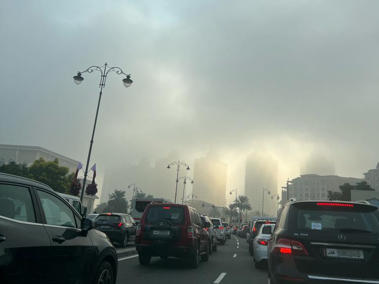 Fog and mist across Qatar causes low visibility | The Peninsula Qatar