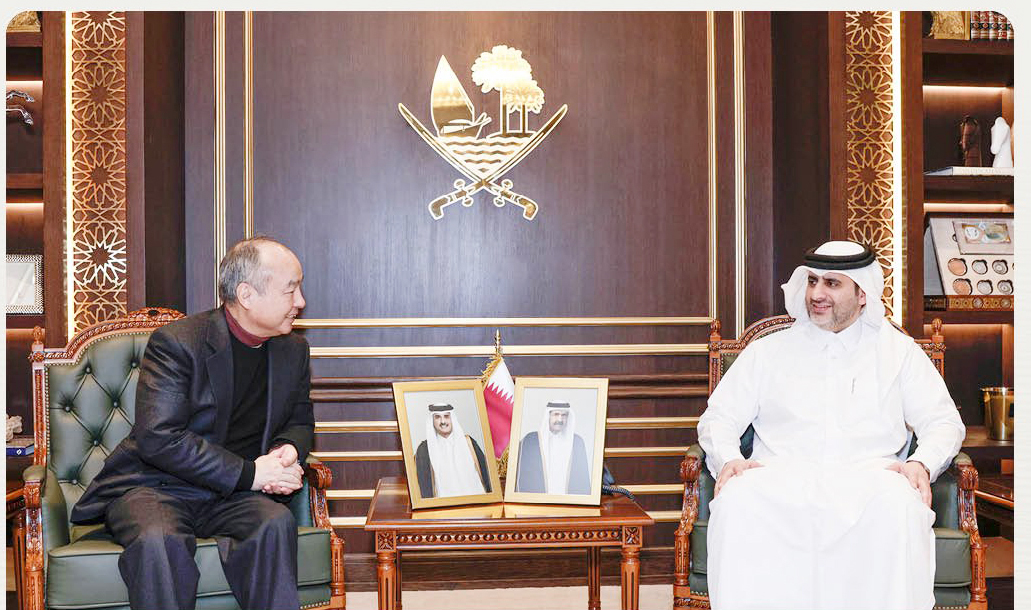 QCB Governor meets Chairman of SoftBank | The Peninsula Qatar