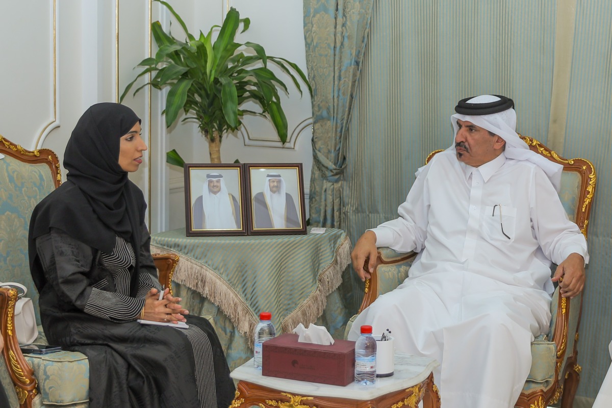 QC reviews ways to boost cooperation between Qatari, Omani business ...