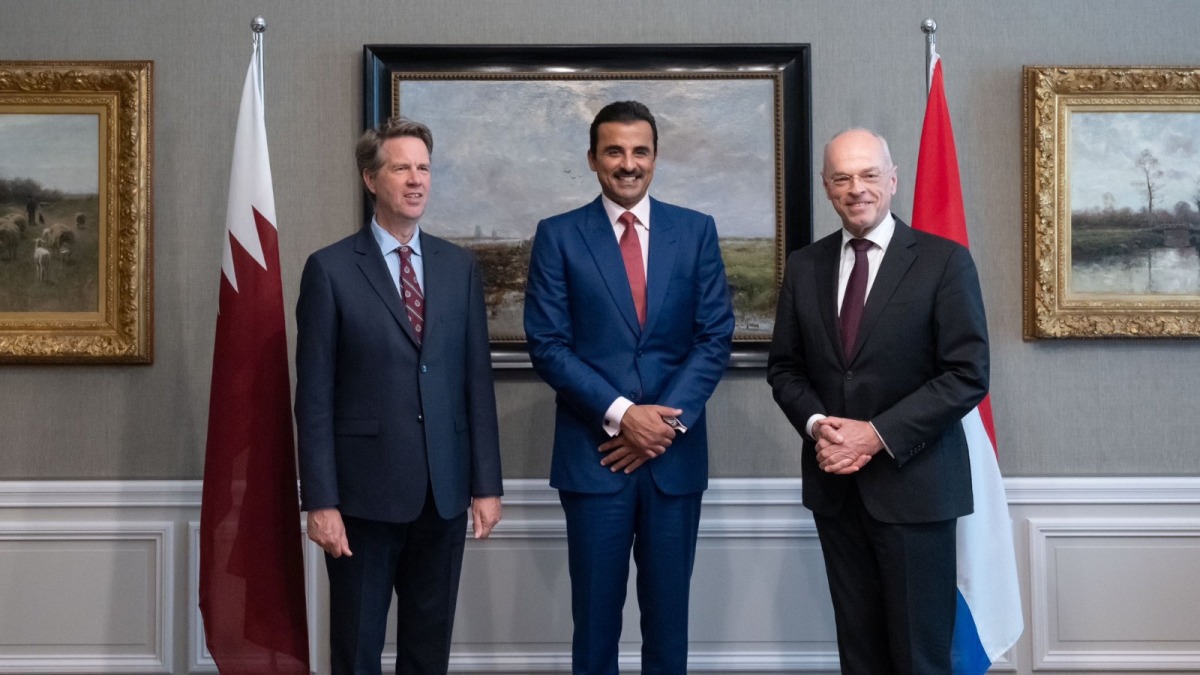 Amir meets with Presidents of Dutch Senate, House of Representatives ...