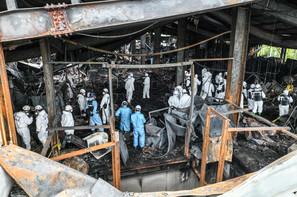 Investigators comb wreckage after Seoul lithium battery fire kills 23 ...