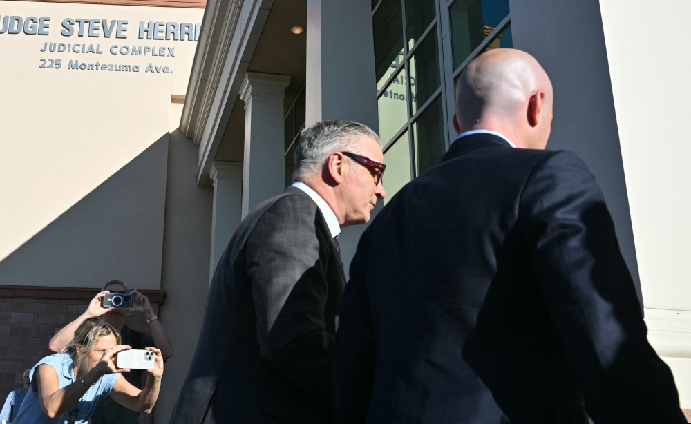 Alec Baldwin's involuntary manslaughter trial begins with jury selection | The Peninsula Qatar