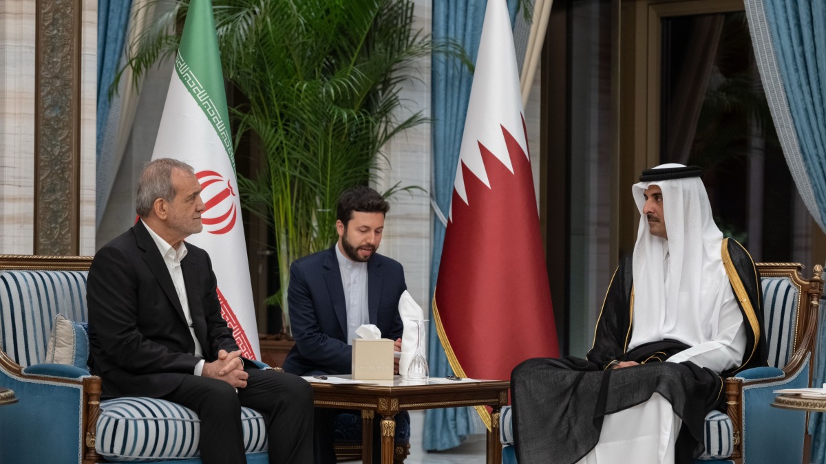 Amir, Iranian President hold official talks session | The Peninsula Qatar